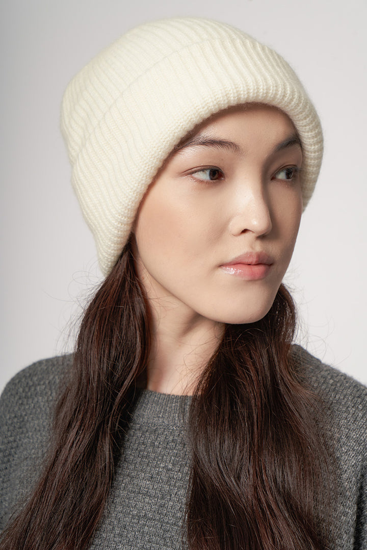 Buy Women's Cashmere Seuss Beanie – Madeleine Thompson